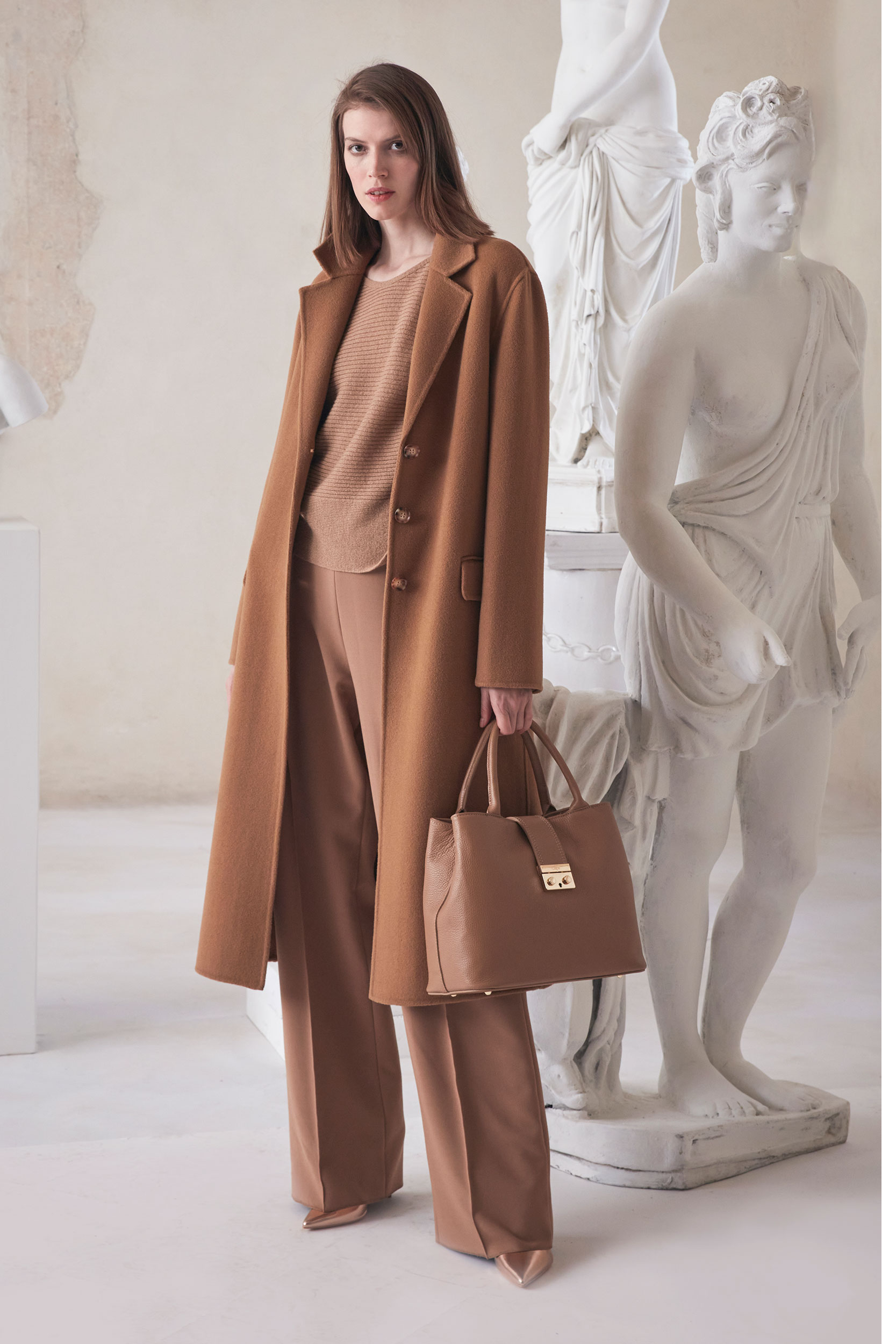 Abbigliamento clips more - WandaMode